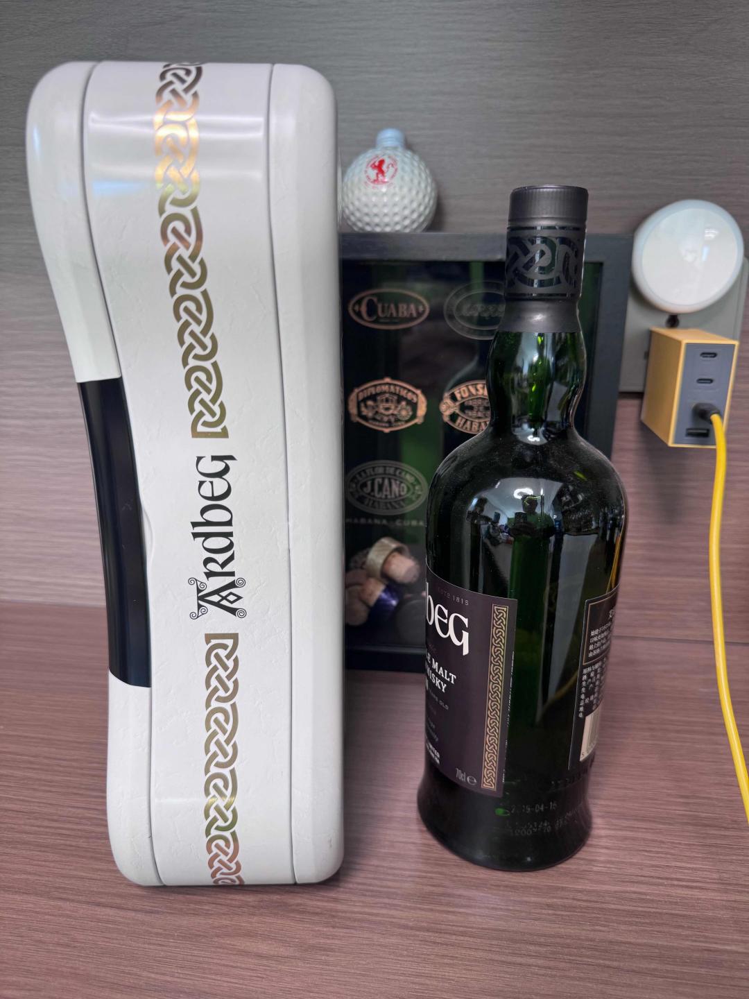 Ardbeg阿贝狗骨头Top dog_拍卖-酒虫网